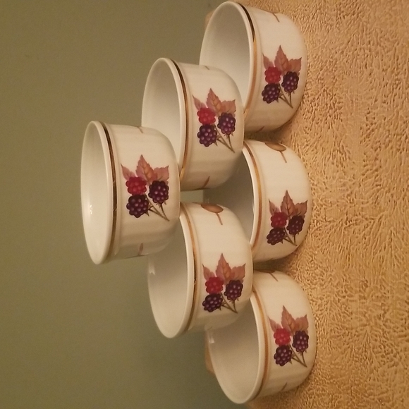 Royal Worcester | Kitchen | Vintage Royal Worcester Porcelain Ramakins ...